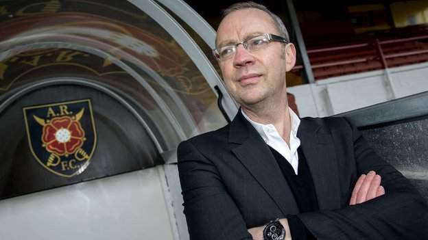 Albion Rovers: John Devlin decides to step down as chairman - BBC Sport