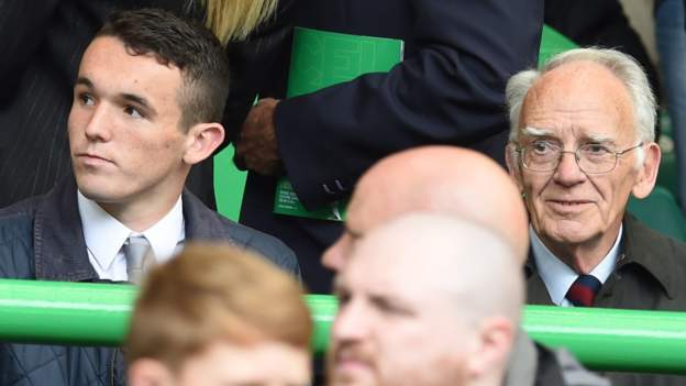 McGinn's family loyalties undivided as grandsons meet - BBC Sport