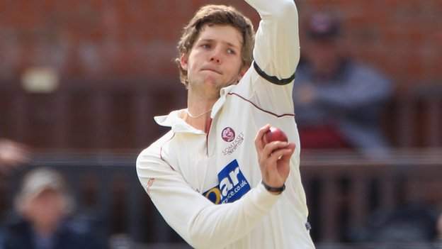 Somerset: Craig Meschede one of four to sign new deals - BBC Sport
