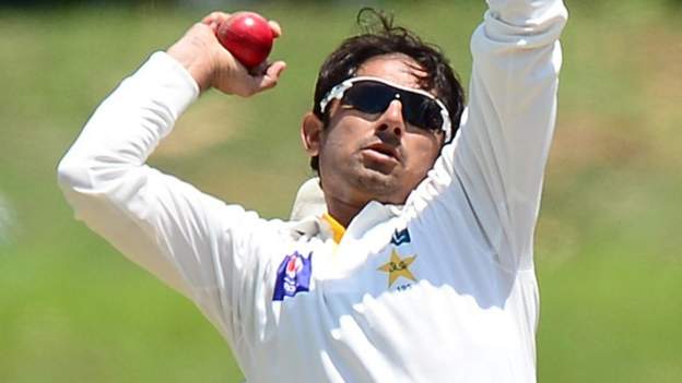 Saeed Ajmal: Pakistan spinner banned over bowling action - BBC Sport