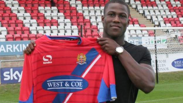 Adeoye Yusuff: Dagenham striker still a waiter despite turning pro ...