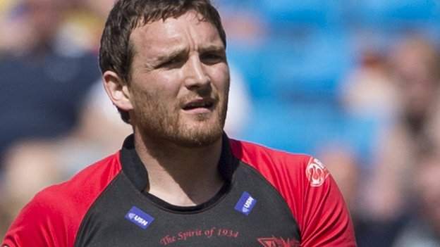 Martin Gleeson: Salford centre retires and takes academy role - BBC Sport