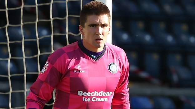 Wycombe Wanderers' Matt Ingram: The keeper never dropped - BBC Sport