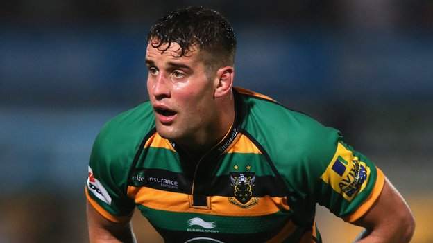 England rugby: Calum Clark 'tames inner chimp' - BBC Sport