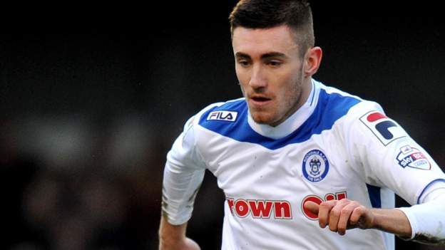 Matthew Lund: Rochdale midfielder signs new contract - BBC Sport