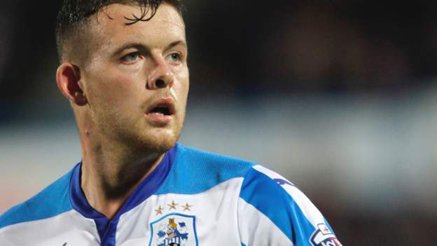 Harry Bunn: Striker signs new Huddersfield Town deal - BBC Sport