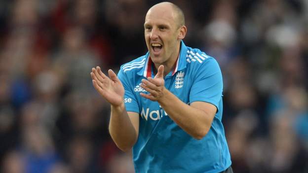 James Tredwell: England spinner eyes a fruitful winter - BBC Sport