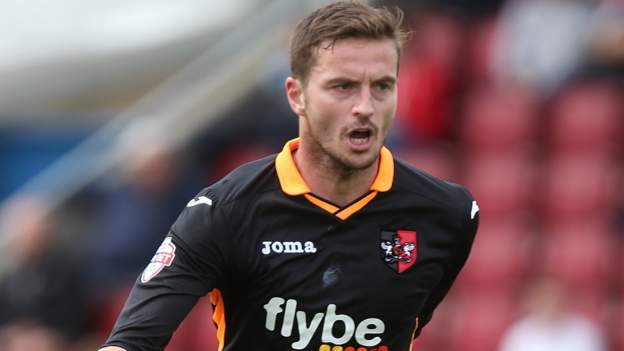 Exeter City: Matt Oakley relishing new centre-back role - BBC Sport