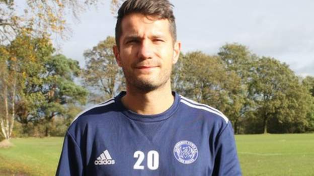 Mark Phillips: Wimbledon man rejoins Aldershot on loan - BBC Sport