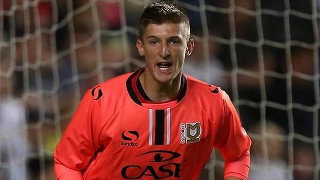 Charlie Burns: Truro City to extend loan of MK Dons goalkeeper - BBC Sport