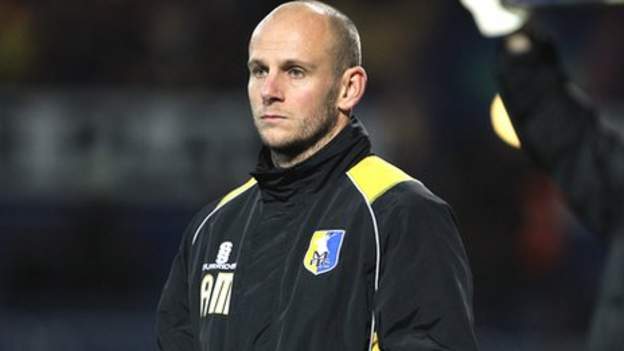 Adam Murray: Mansfield player-boss impresses Matty Blair - BBC Sport