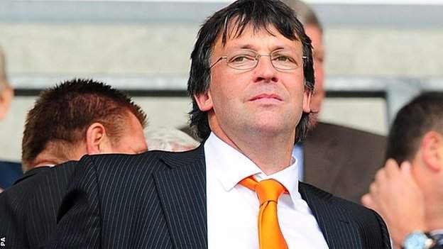 Blackpool: Owen and Karl Oyston begin legal action against fan - BBC Sport