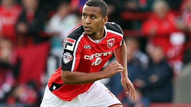 Joe Widdowson: Dagenham re-sign defender after Bury exit - BBC Sport