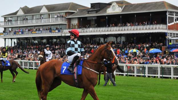 Horse racing: Ayr meeting off after storm damage - BBC Sport
