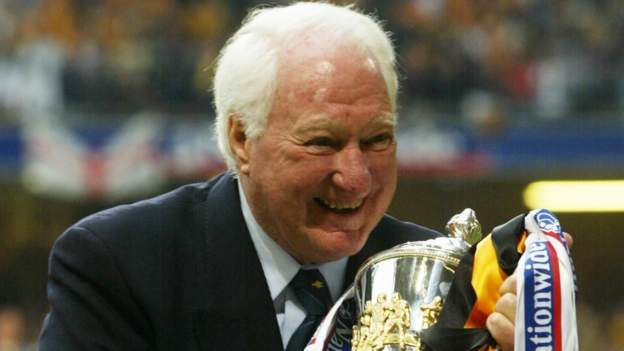 'Only one Sir Jack Hayward' - Mr Wolves in anecdotes - BBC Sport