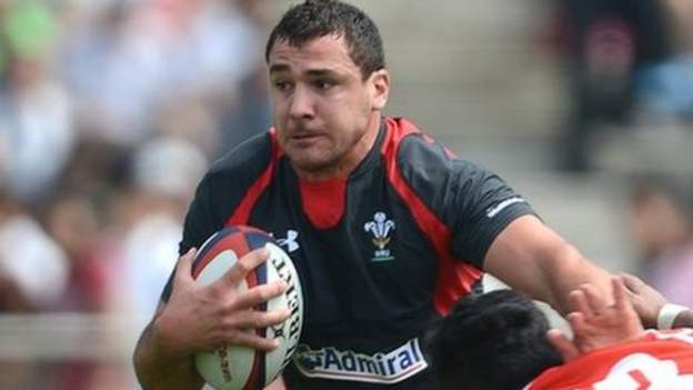 Andries Pretorius forced to quit by rare medical condition - BBC Sport