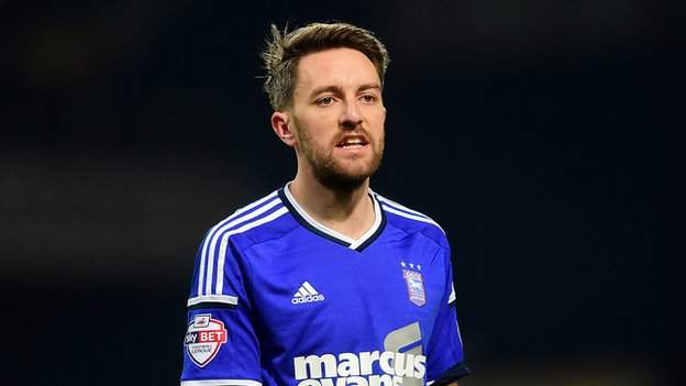 Cole Skuse fine with Ipswich Town fans' reaction - BBC Sport