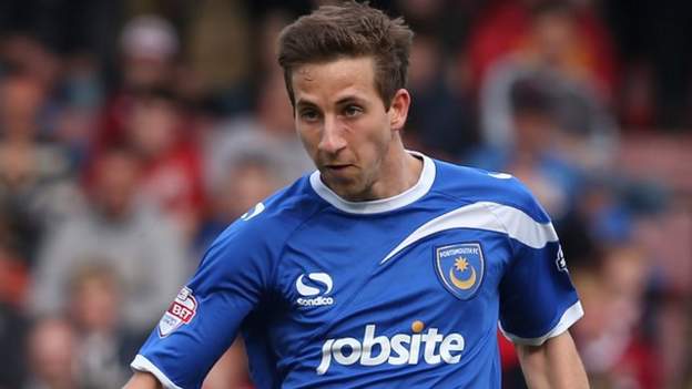 Wes Fogden: Yeovil Town sign former Portsmouth midfielder - BBC Sport
