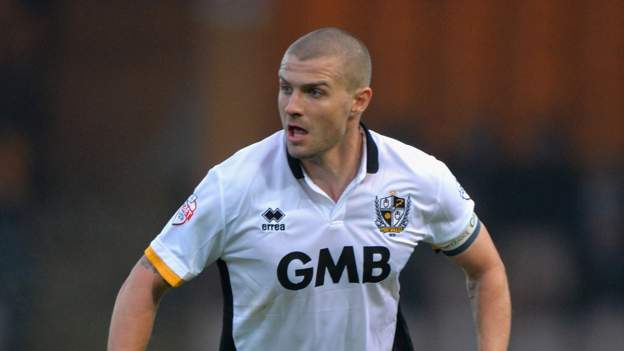 Carl Dickinson: Port Vale defender wants to change opinions - BBC Sport