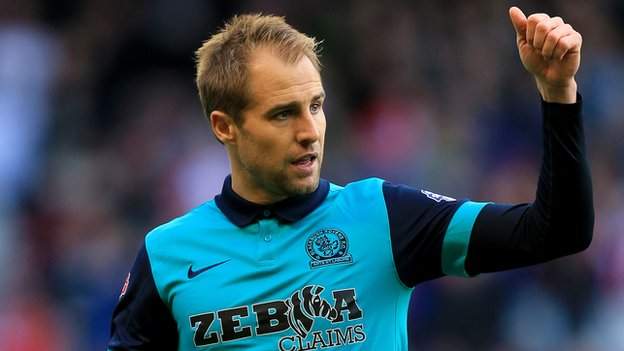 Luke Varney and Richard Chaplow join Ipswich Town on loan - BBC Sport