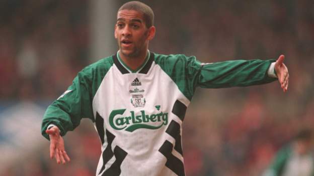 Phil Babb: Hayes and Yeading boss departs by mutual consent - BBC Sport