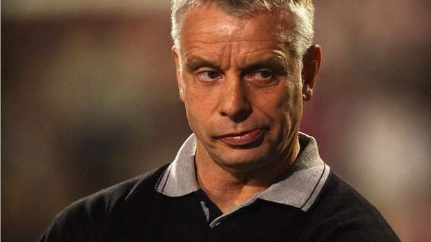 Brian Noble: London Broncos in talks with ex-Great Britain boss - BBC Sport
