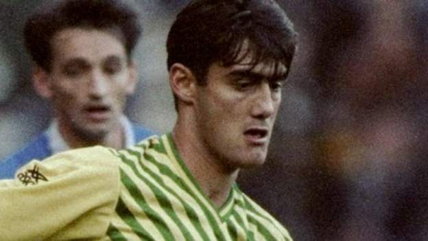 Euro 2016: Malcolm Allen spared Wales blushes in Israel - BBC Sport