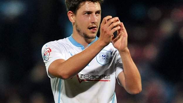 Shaun Miller and Josh O'Hanlon join York City on loan - BBC Sport