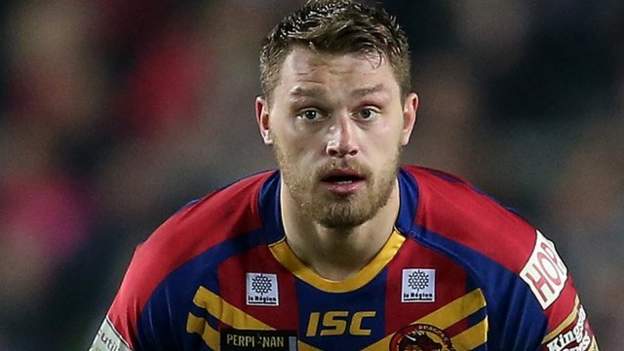 Elliott Whitehead: England back-rower to join Canberra in 2016 - BBC Sport