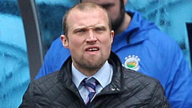 Linfield hope to secure second place in Premiership - BBC Sport