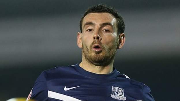 David Worrall: Southend goal dedicated to baby son - BBC Sport