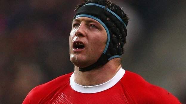 Ian Gough: NG Dragons and former Wales lock retires - BBC Sport