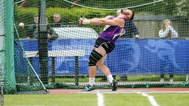 Mark Dry breaks 32-year Scottish hammer throw record - BBC Sport