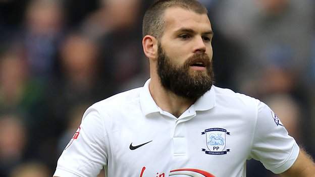 Preston North End: John Welsh keeps beard for play-off final - BBC Sport