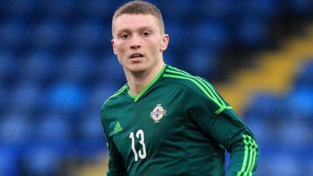 Wednesday striker Lavery handed Northern Ireland call-up - BBC Sport
