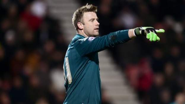 Artur Boruc: Bournemouth sign Poland international goalkeeper - BBC Sport