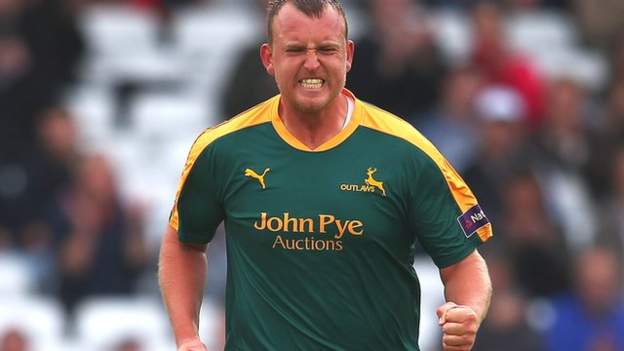 Luke Fletcher: Mick Newell says Notts seamer not fit enough - BBC Sport