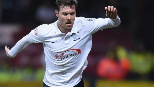 Scott Laird: Scunthorpe United sign Preston North End defender - BBC Sport