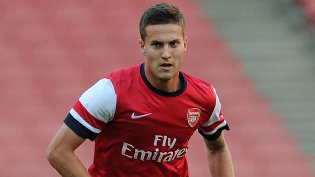 Crawley Town: Conor Henderson signs new six-month contract - BBC Sport