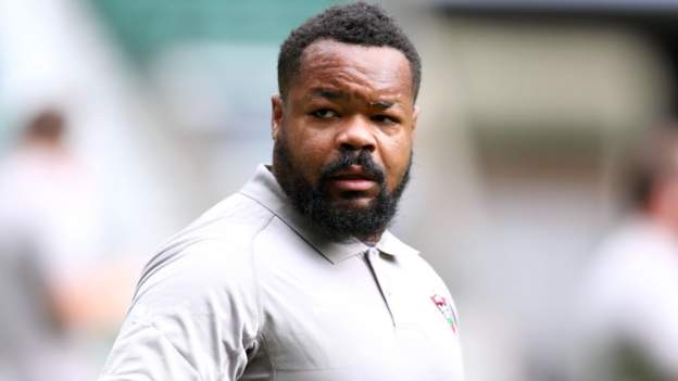 Mathieu Bastareaud: France centre reveals 2009 suicide attempt - BBC Sport