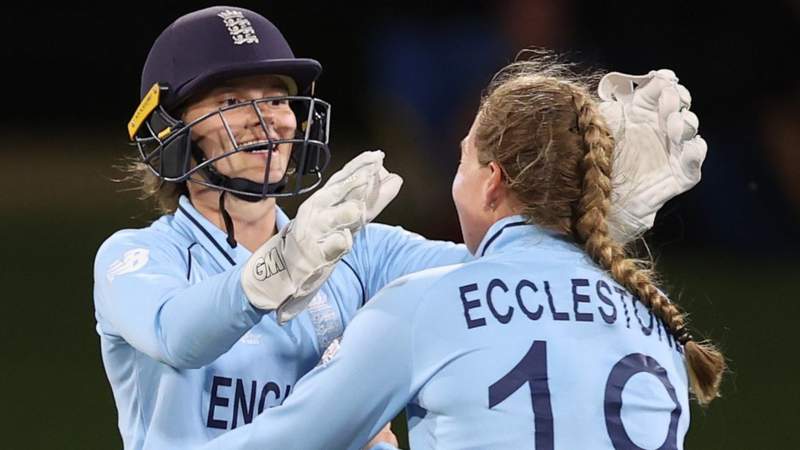 England Women's Cricket Team | BBC Sport