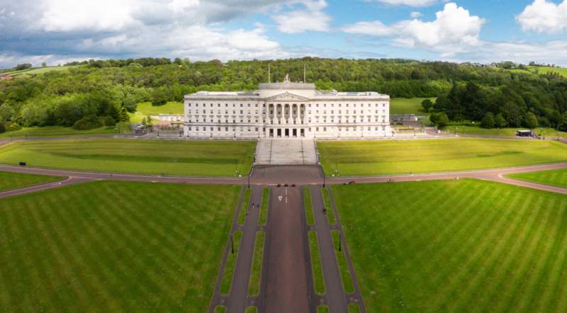 MLAs return to Stormont for first time since 2017 - BBC News