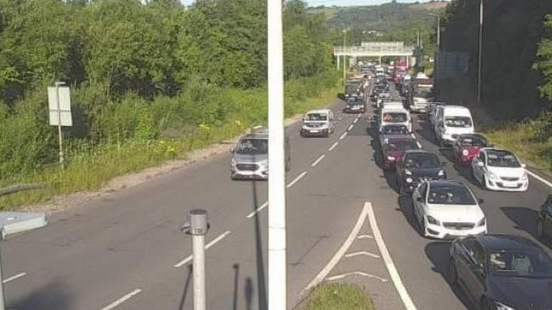 M4 motorway - BBC News