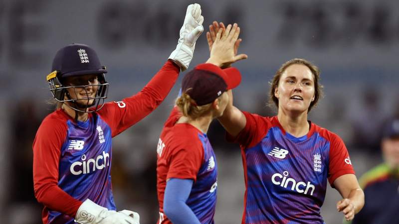 England Women's Cricket Team | BBC Sport