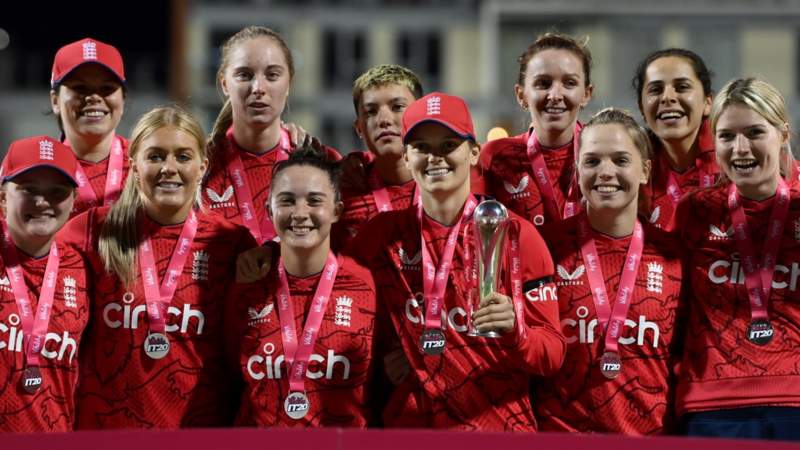 England Women's Cricket Team - BBC Sport