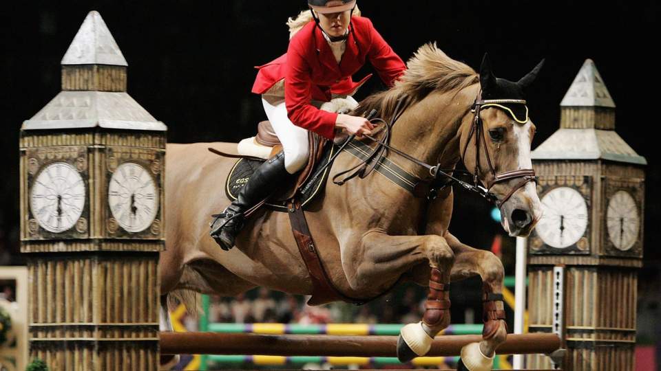 London International Horse Show - Equestrian Puissance - Live - BBC Sport