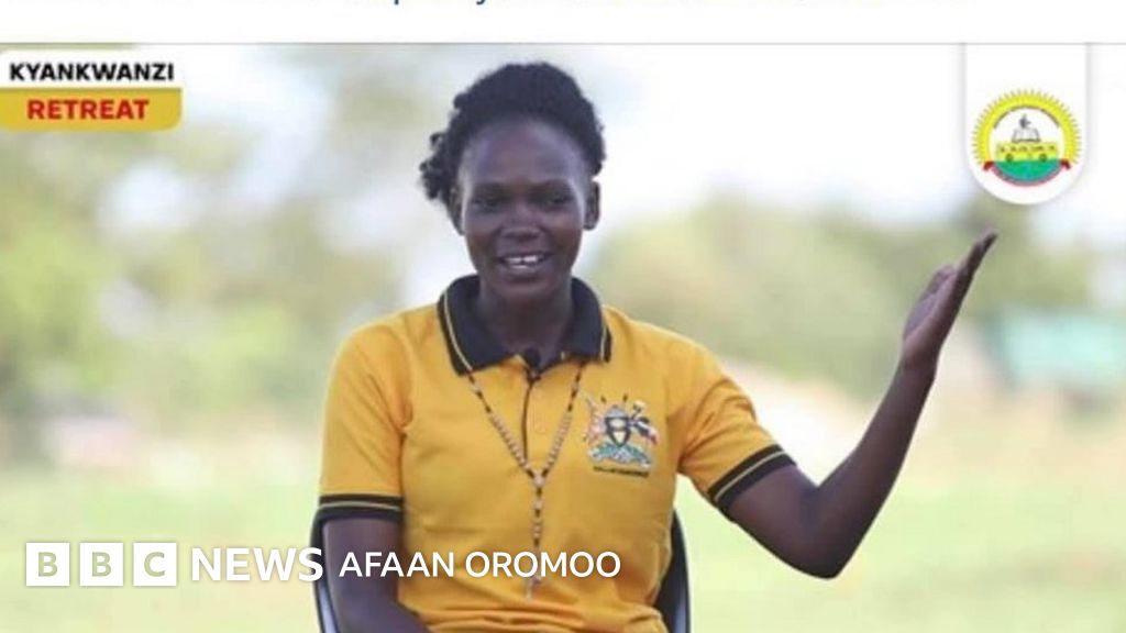 Shamarree daldaaltuu qurxummii umuriin xiqqoo miseensa paarlaamaa taate ...