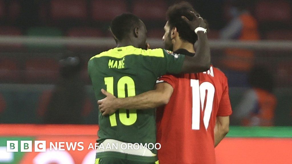 Tapha Waancaa Addunyaa: Saadiyoo Maanee fi Mohammad Saalaah - yeroo ...