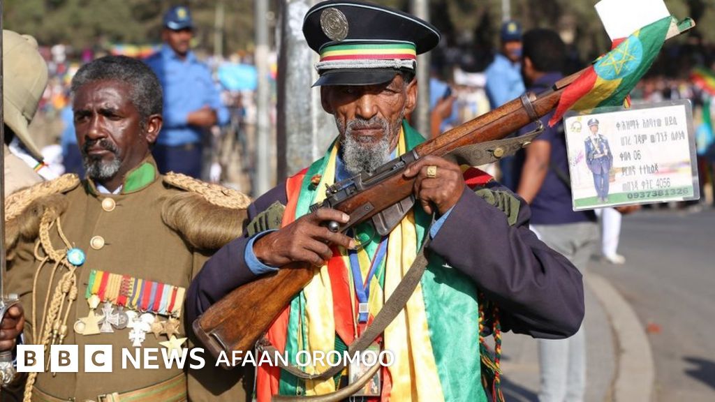 Adwaa: Seenaa gootummaa ilaalcha bara kolonii jijjiire - BBC News Afaan ...