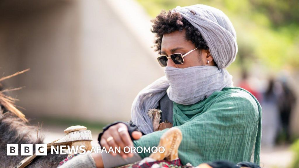 Guutuu Abarraa : Albamiin 'Gaaffiikoo' jedhu waa'ee abjuufi gaaffii ...